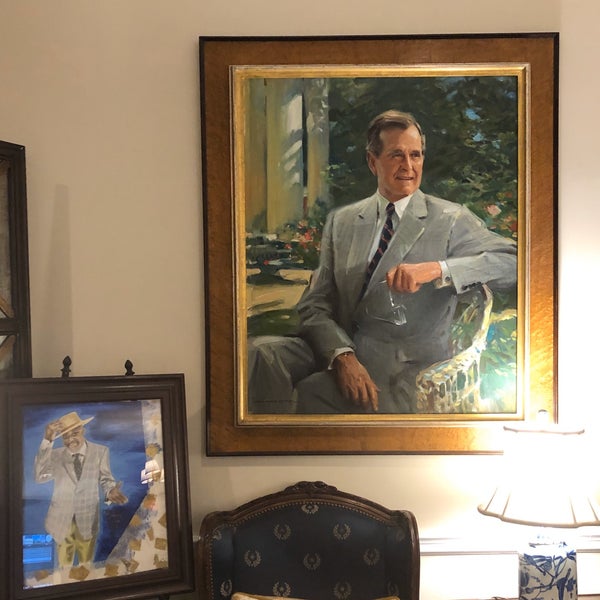 Capitol Hill Club - Structure in Capitol Hill