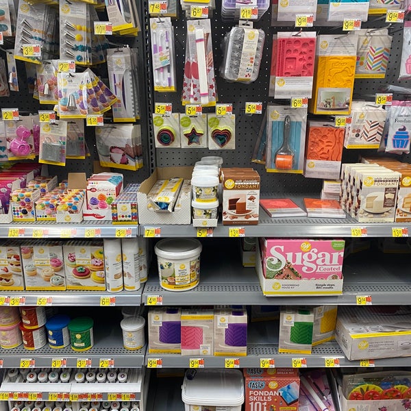 Walmart Supercenter - Big Box Store