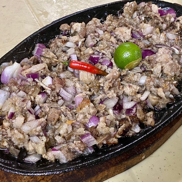 Photos at Aling Lucing's Sisig - 41 tips