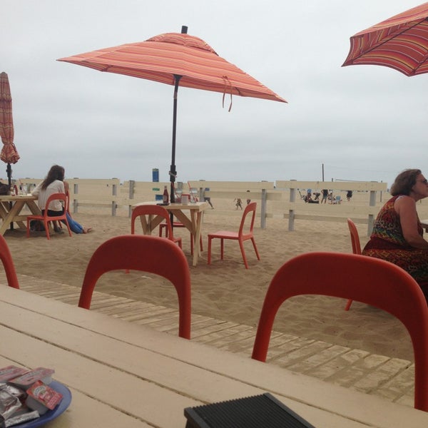 Photos at Back on the Beach Cafe - Breakfast Spot in Santa Monica