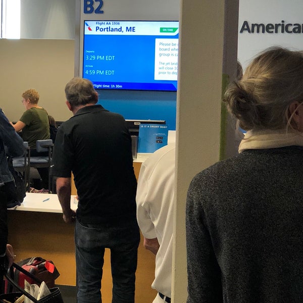 Gate B2 - Airport Gate in Eastwick - Southwest Philadelphia