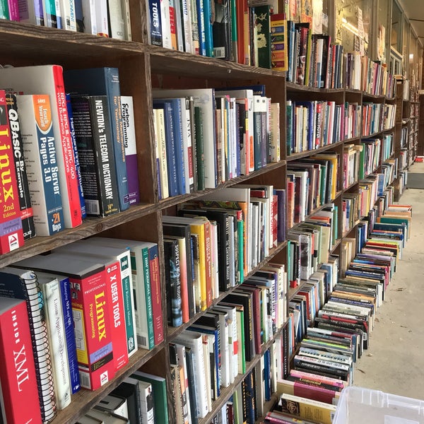 Photos at Reader's Corner - Used Bookstore