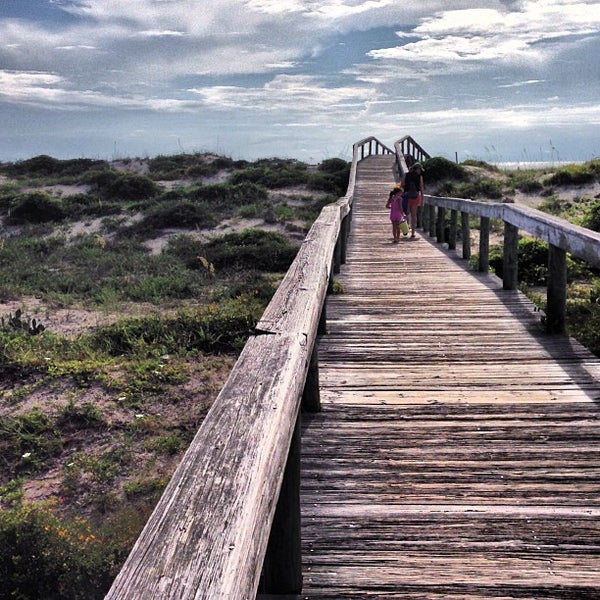 Photos at Peter's Point Beachfront Park - 11 tips