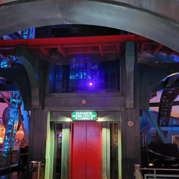 Silver Legacy's Grande Exposition Hall - 407 N Virginia St