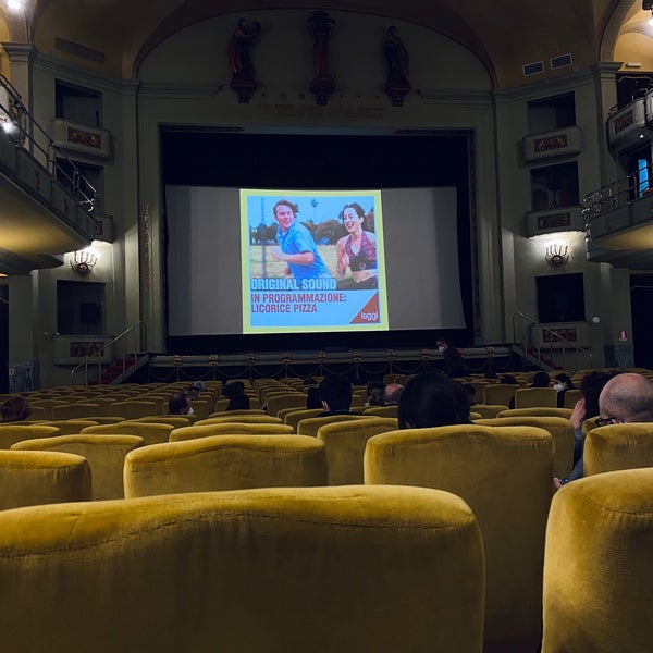 Cinema Teatro Odeon - Movie Theater in Centro