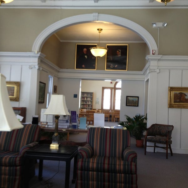 Photos at Old Lyme Phoebe Griffin Noyes Library - Old Lyme, CT