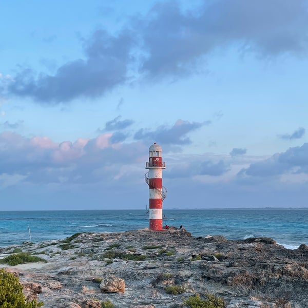 Faro - Cancún, Quintana Roo