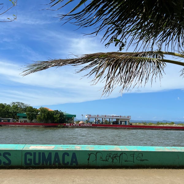 Bay Walk Gumaca - Park