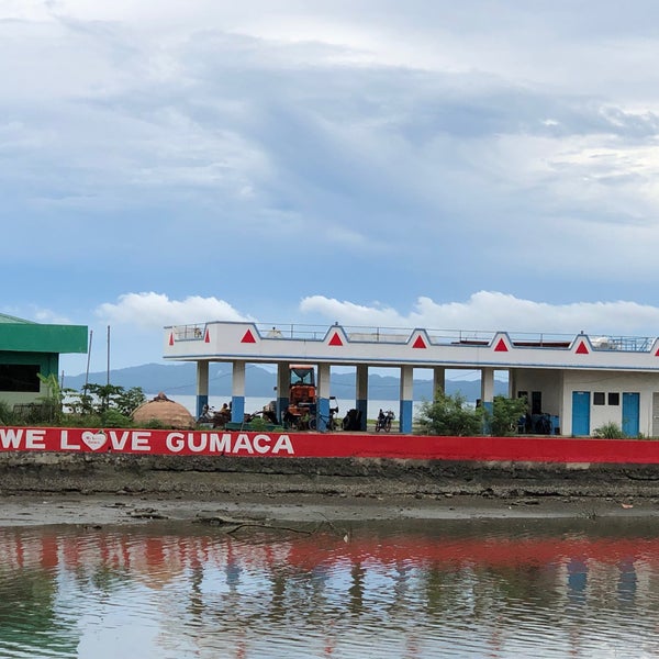 Bay Walk Gumaca - Park