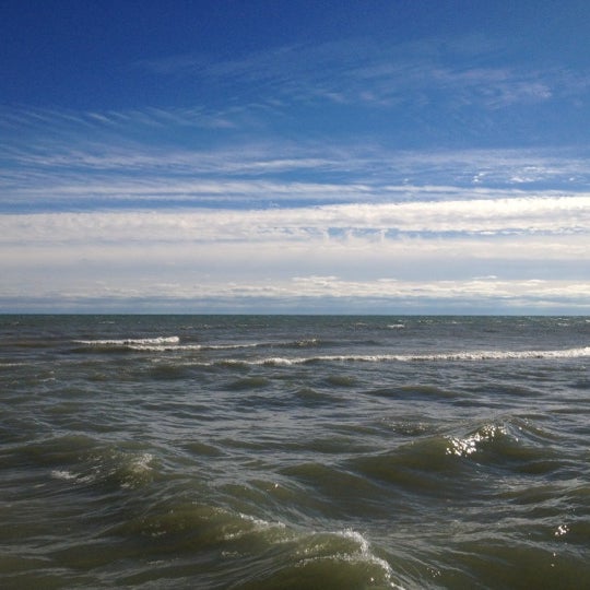 Clark Street Beach - 1811 Sheridan Rd