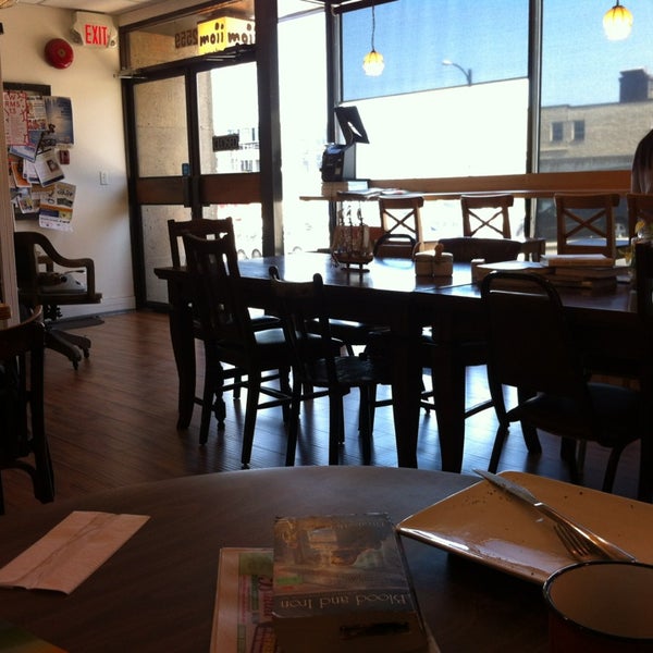 Moii Cafe - Café in Fairview