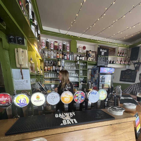The Dew Drop Inn - Galway, Co Galway