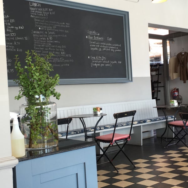 Service Station Cafe - Café in Melville