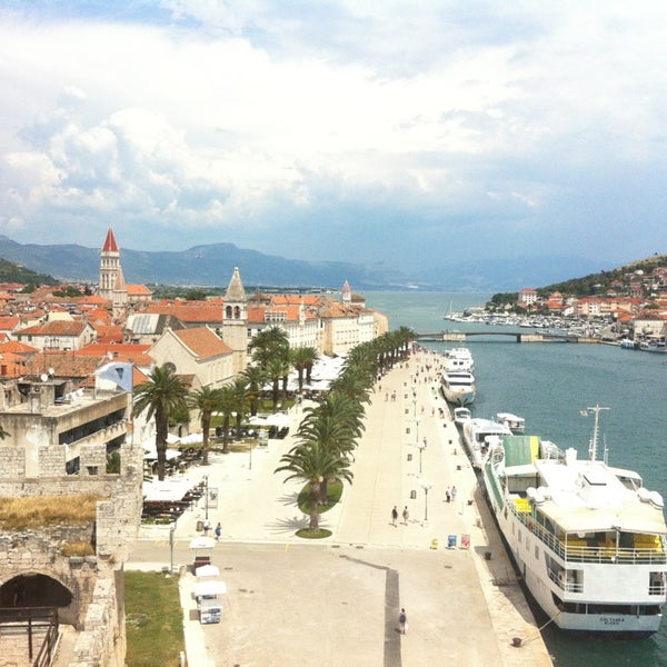Trogirska riva - Waterfront in Trogir