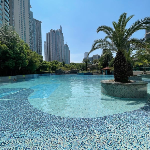 Shimao Riviera Pool - Swimming Pool in Pudong