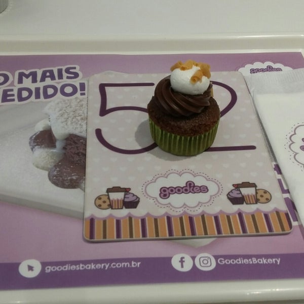 Goodies Bakery - Dessert Shop