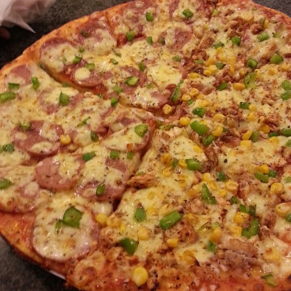 El Mondo Pizzeria - 10 tips from 86 visitors