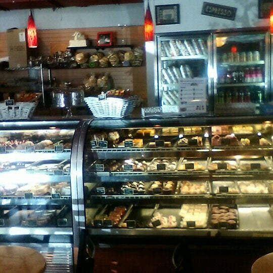 Ricky Bakery - 12 tips from 400 visitors