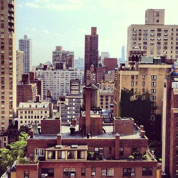 Photos at Pod 39 Rooftop Bar - Cocktail Bar in Murray Hill