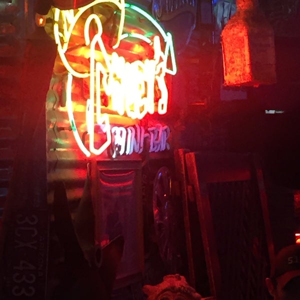 Photos at Giligin's Sand Bar & Shrimp Hut and Chuey's Midget Dwarf Bar ...