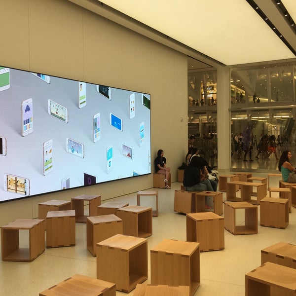 Apple World Trade Center - Financial District - New York, NY