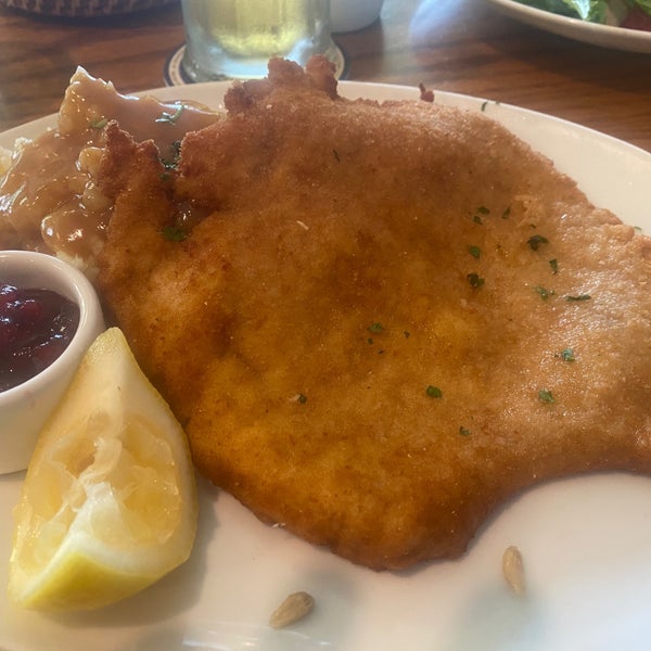 Mountain Brauhaus - German Restaurant