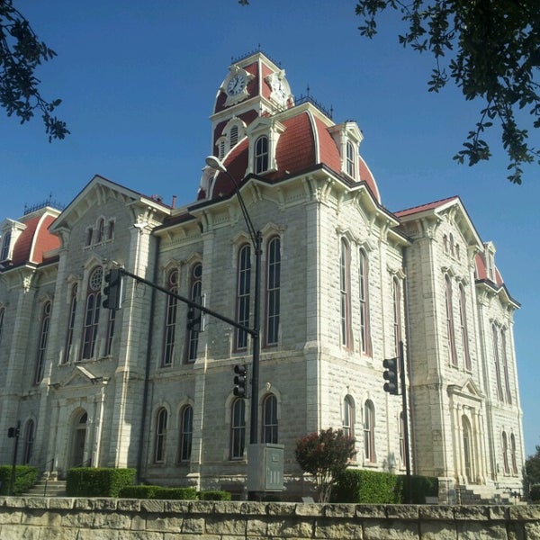 Parker County Courthouse Annex - 3 tips from 89 visitors