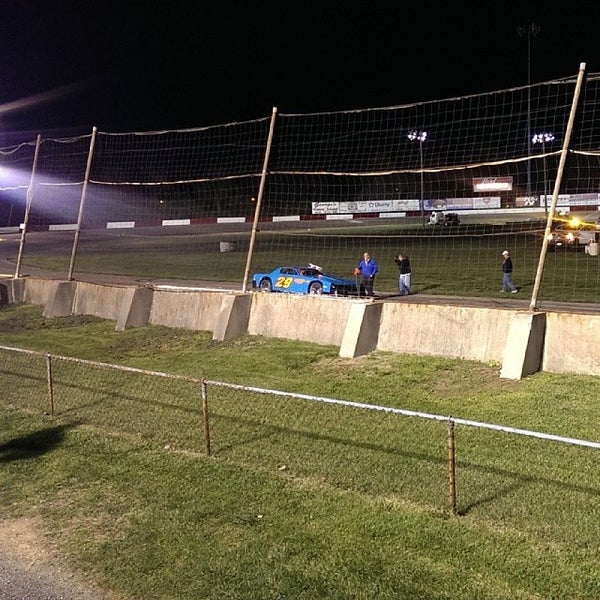 Columbus Motor Speedway - Race Track in Obetz