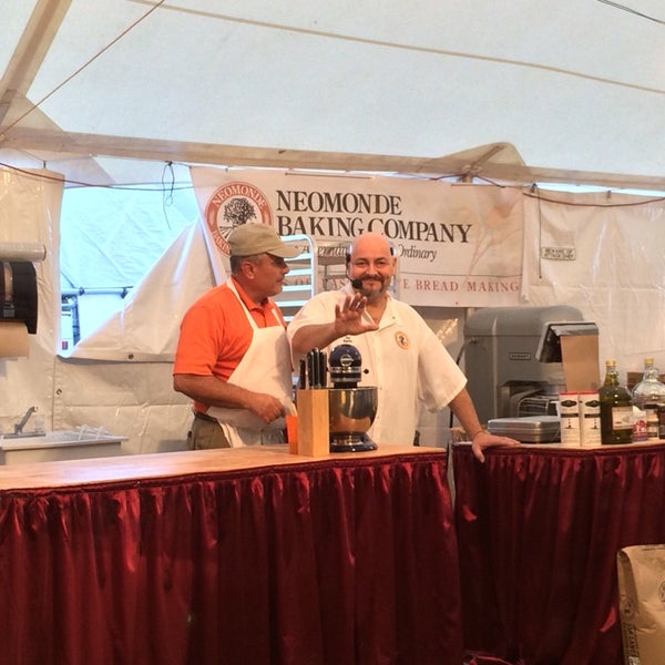 Neomonde Bakery at the North Carolina State Fair (Now Closed) - Bakery