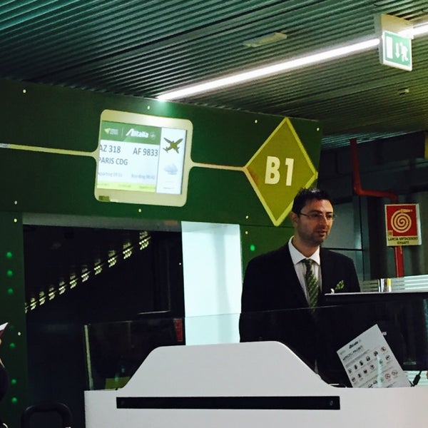 Gate B1 - Terminal 1