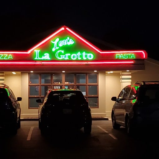 Photos at Lou’s LaGrotto - 10 tips