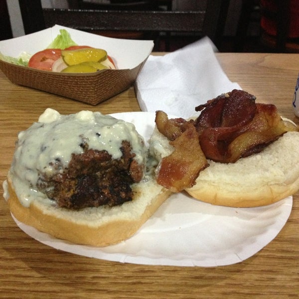 Photos at El Hamburger - San Juan, San Juan