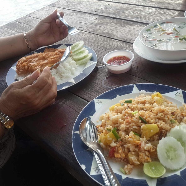 Korn Restaurant - Samed Island, จังหวัดระยอง