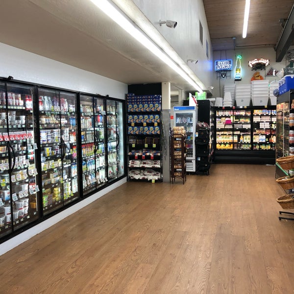 Murphy's Market - 2 tips from 244 visitors