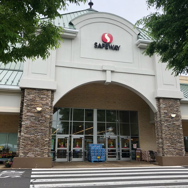 Safeway - Grocery Store in Warrenton