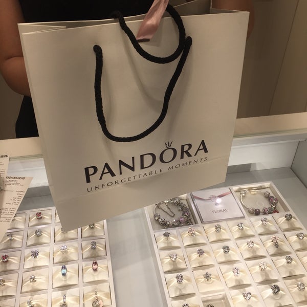 Pandora (แพนดอร่า) - บ้านรังสิต, ปทุมธานี