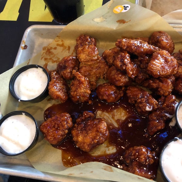 Buffalo Wild Wings - Moline, IL