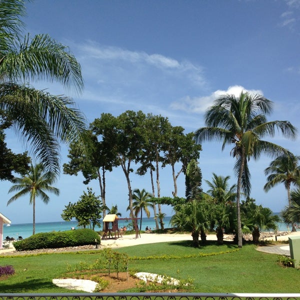 Riu Palace Tropical Bay Resort - Norman Manley Blvd.