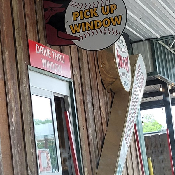 Rocky's Tails & Shells - 126 Lye Aveune