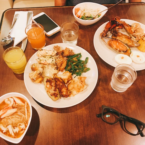 Cheezbox Cafe & Restaurant - Bandar Seri Begawan, Brunei and Muara District