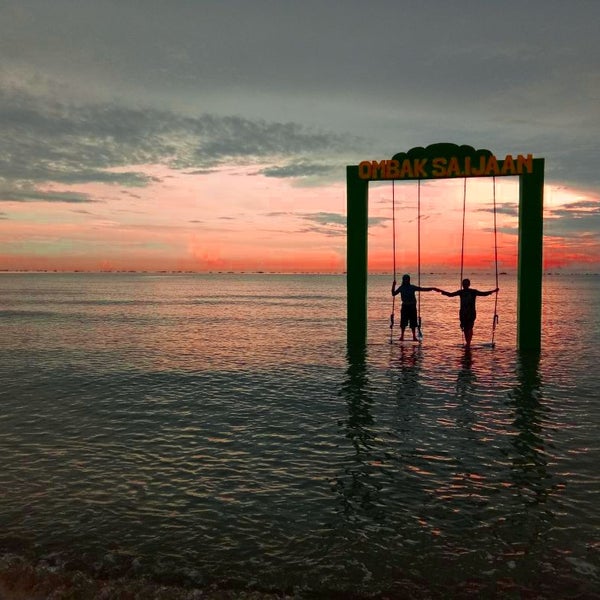 Pantai Sarang Tiung - Kotamadya Banjarmasin, Kalimantan Selatan