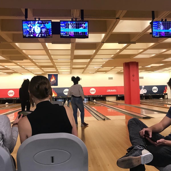 UIC Student Games & Bowling Center - University Village - Little Italy ...