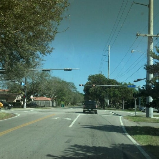 SW 141 ST & SW 77 Ave - Road