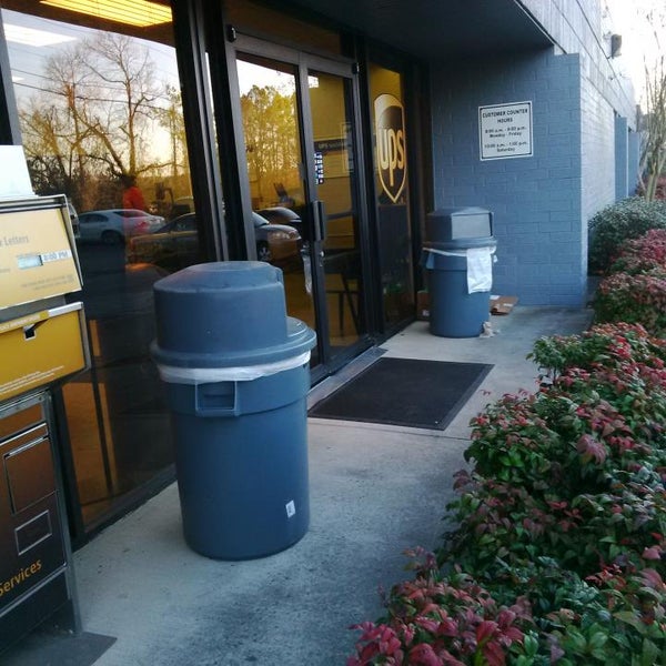 UPS Service Center - 11 tips from 515 visitors