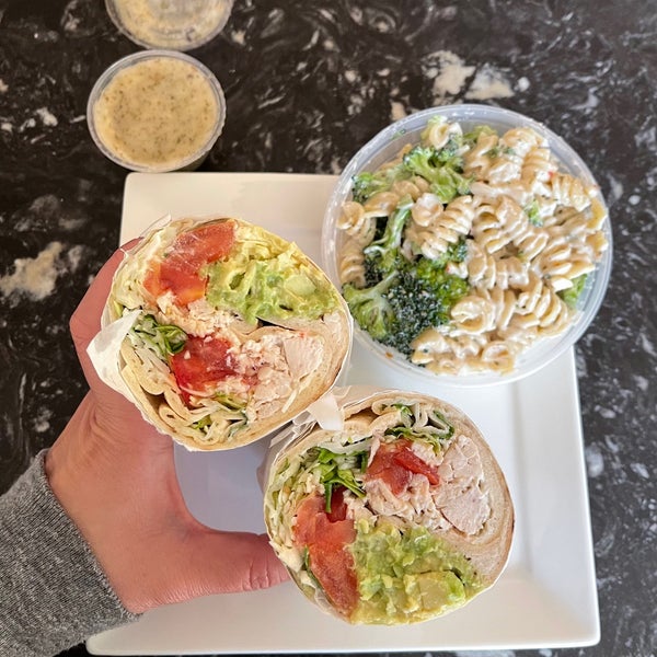 California Chicken Cafe - American Restaurant in Los Angeles