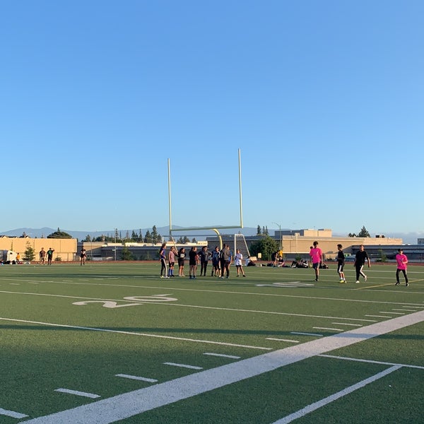 William L. Sheppard Middle School - Middle School in San Jose