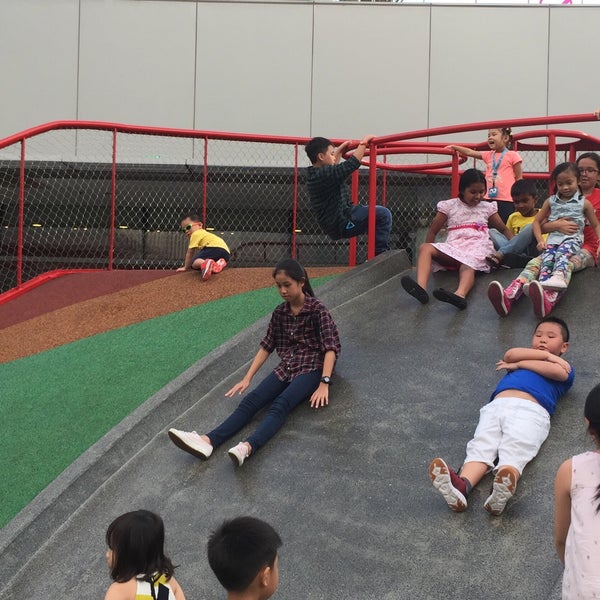 Play Court | Vivocity - Playground in Central Region