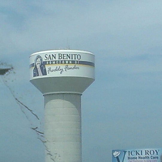 Freddy Fender Water Tower - 6 tips from 303 visitors