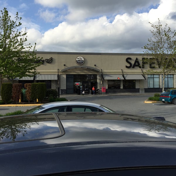 Safeway (Now Closed) - Grocery Store in Newton