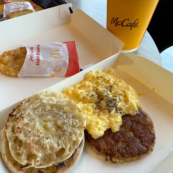 Mcdonald's Al-abraj - العاصمه‎ - 1 tip